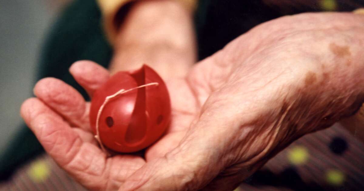 A Breath of Air | RED NOSES International