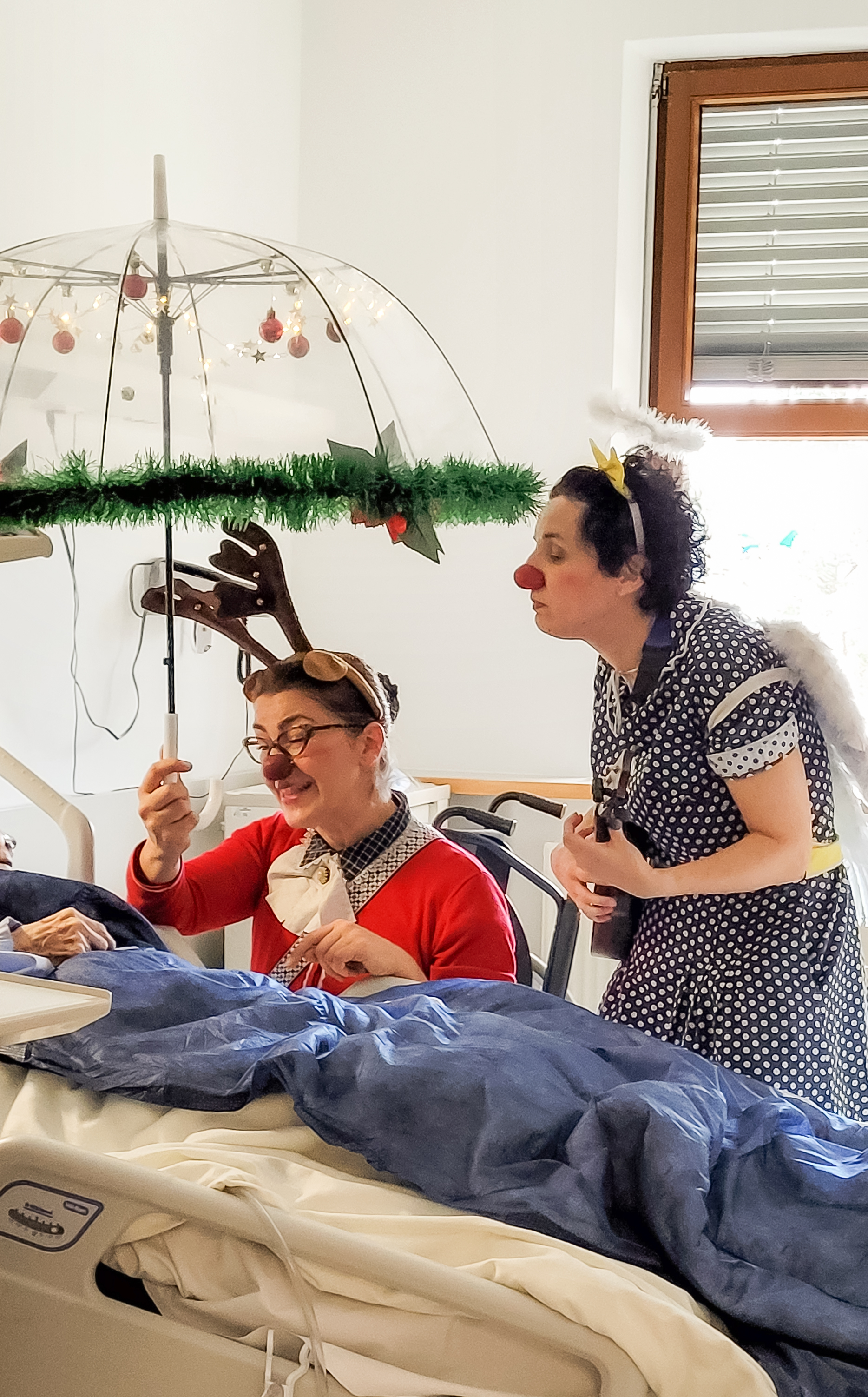 ROTE NASEN Clowns bringen Weihnachtsfreude in die Einrichtungen | ROTE ...