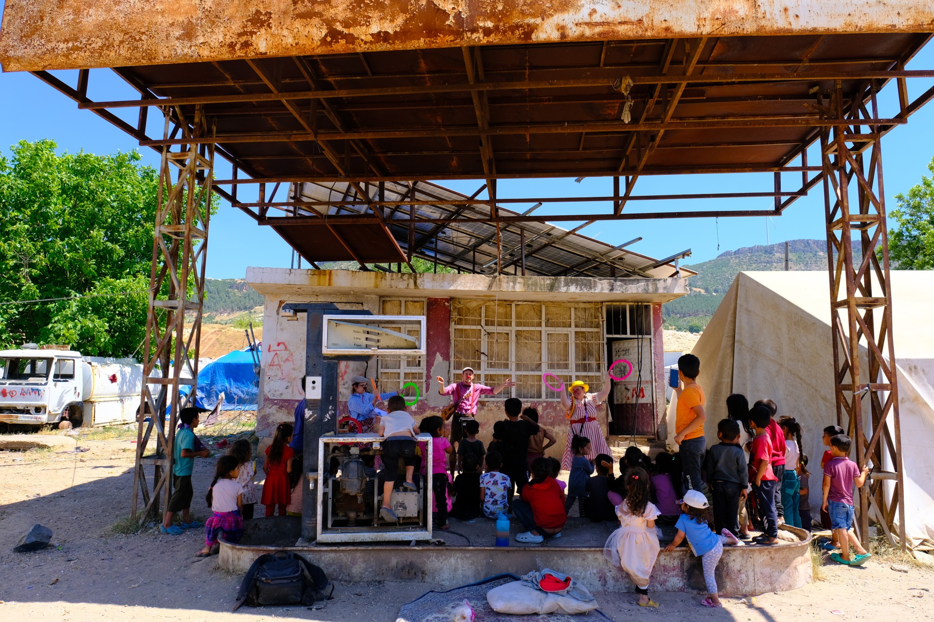 Spreading joy in challenging times: A conversation with Craig Russell ...